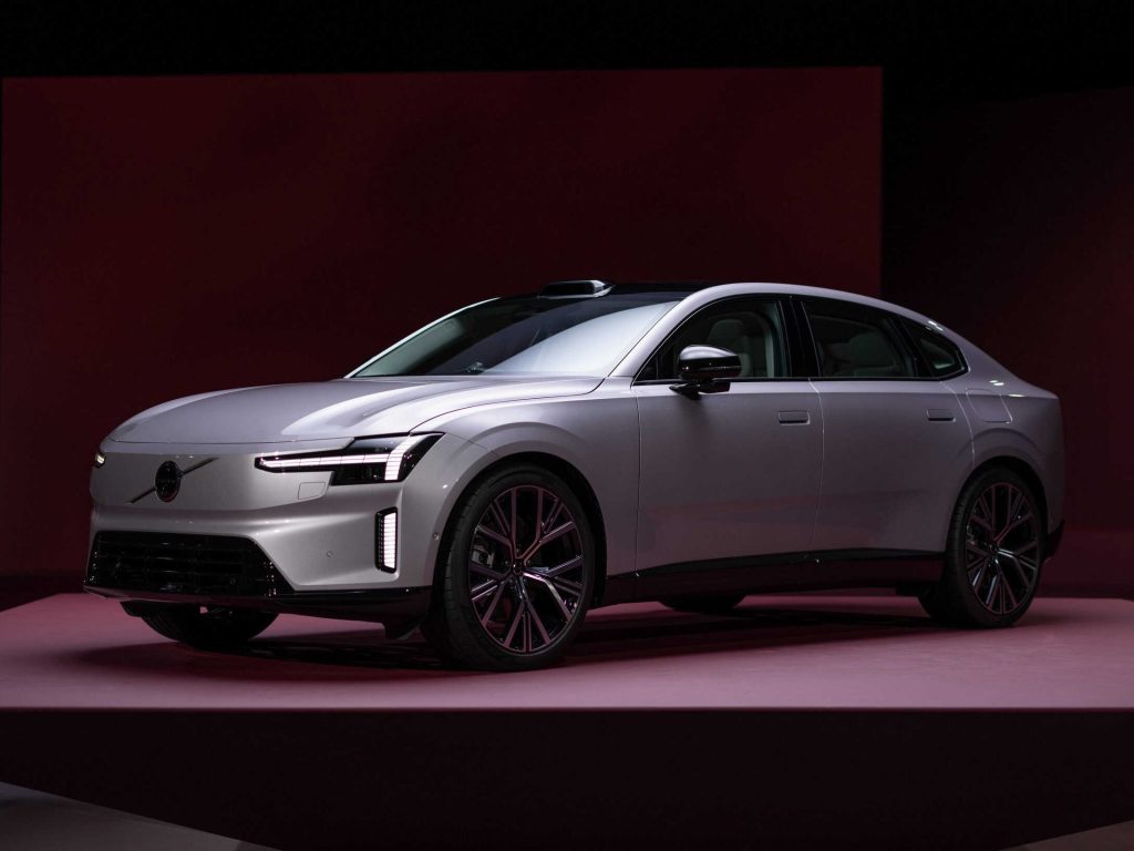 The Volvo ES90 is here to fight the BMW i5 - Automobile