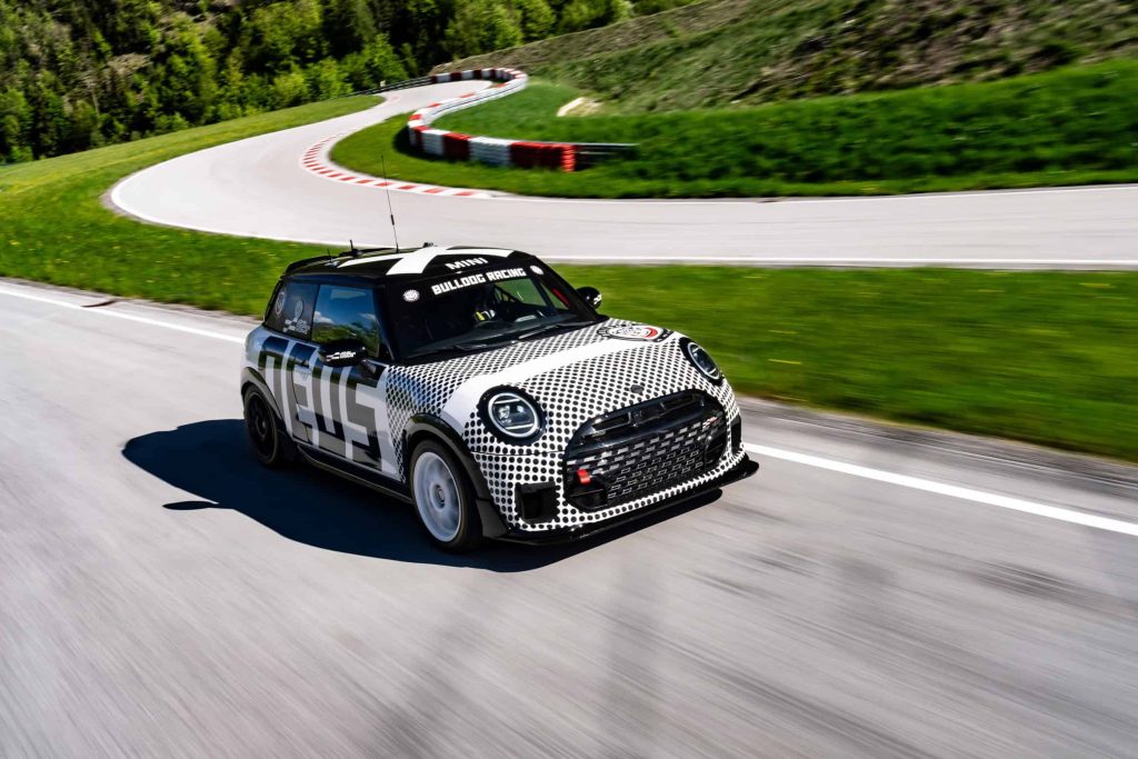 The Mini John Cooper Works is ready for Nurburgring 24 hours - Automobile